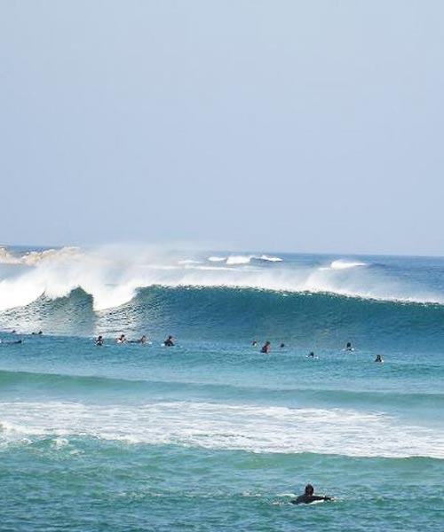 Discover the best waves and surf spots in Japan. JAPANSURF.JP ...